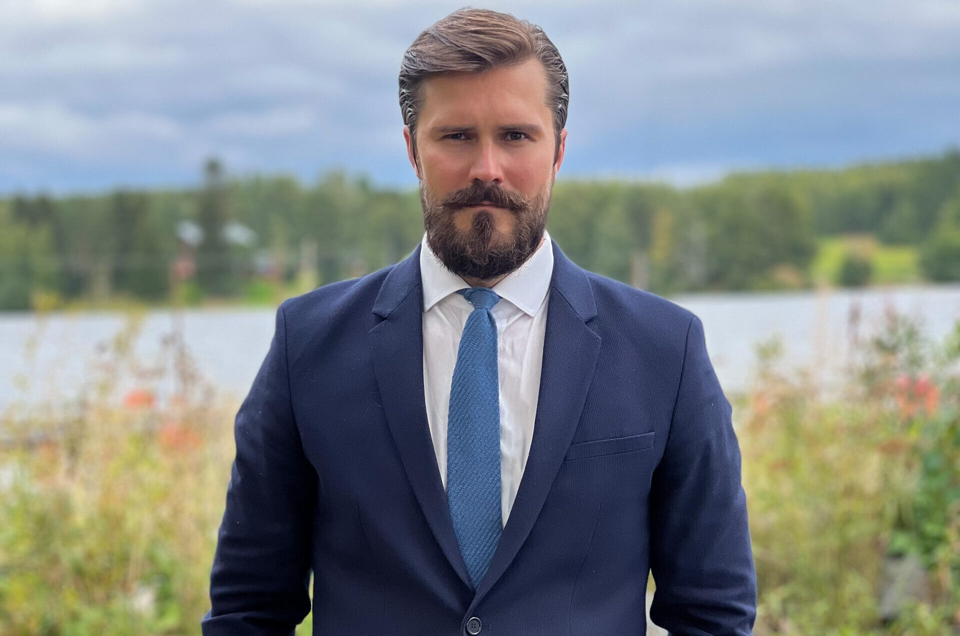 Vimpelin kunnanjohtaja Sam Leijonanmieli lähtee ehdolle ...